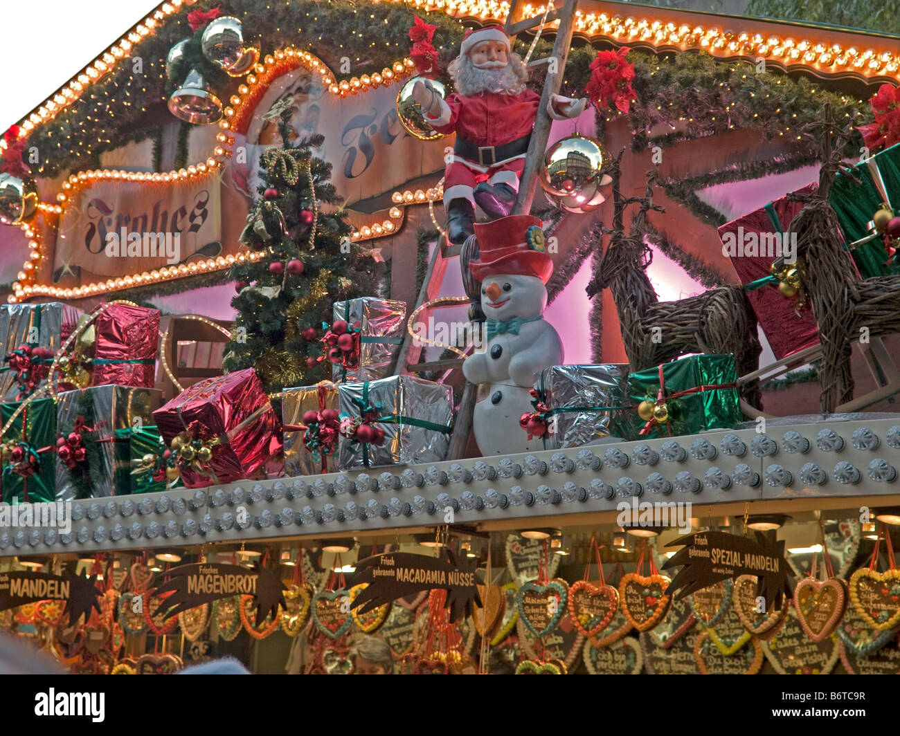 Bread stall kiosk hi-res stock photography and images - Alamy
