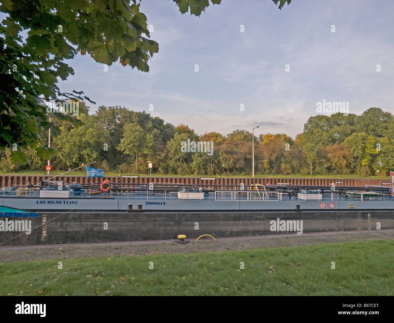 Barge on river main barrage hi-res stock photography and images - Alamy