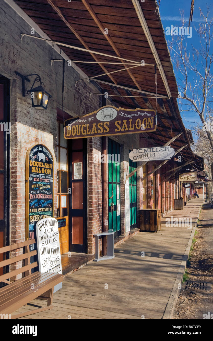 Columbia bar hi-res stock photography and images - Alamy