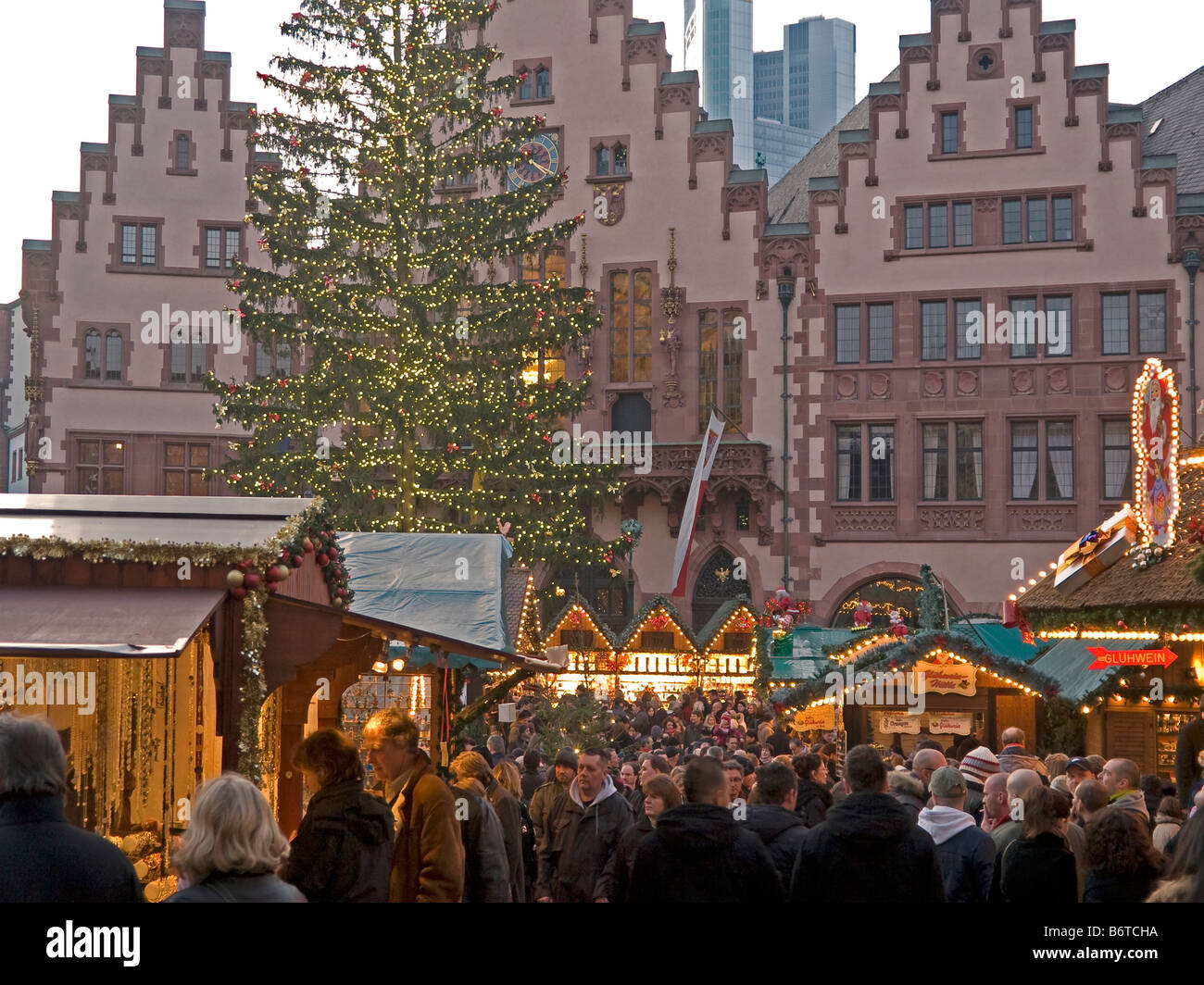 Sales booths europe hi-res stock photography and images - Alamy