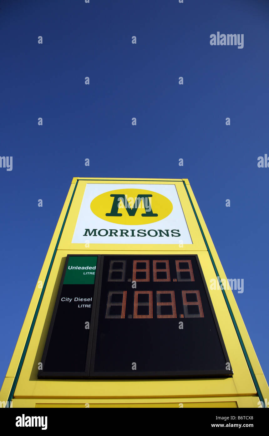 Morrisons petrol pump hi-res stock photography and images - Alamy