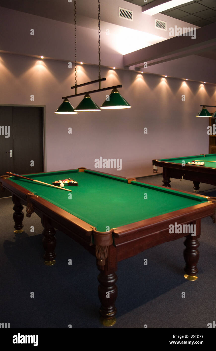 Two tables perspective hi-res stock photography and images - Alamy