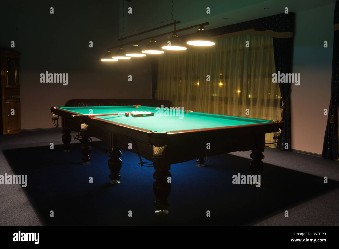 Billiard interior hi-res stock photography and images - Alamy