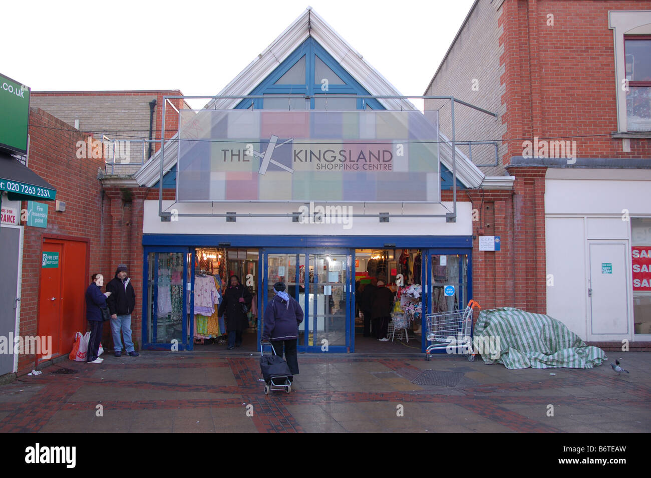 Kingsland Shopping Centre, Dalston, London, England, UK Stock Photo - Alamy