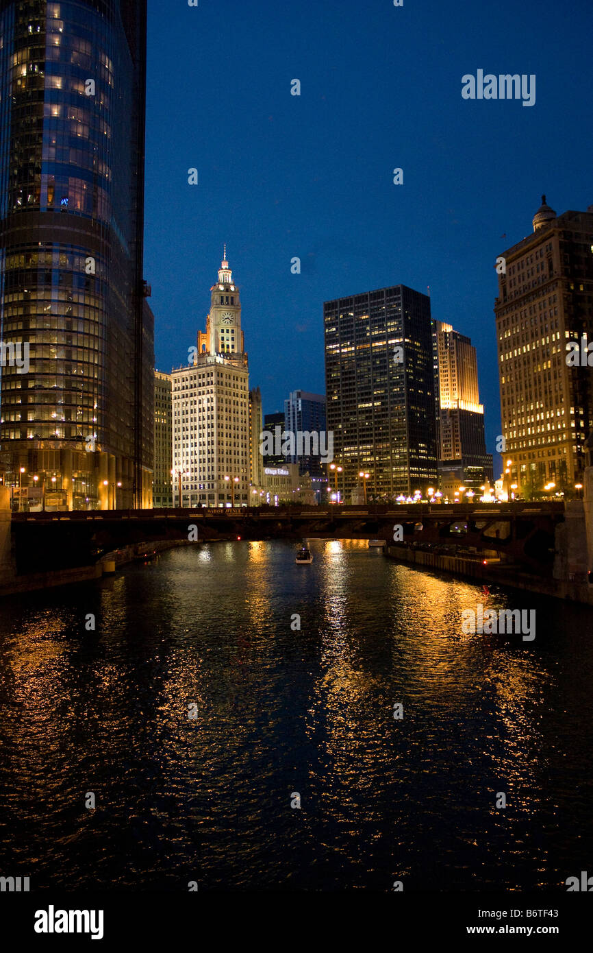 State street bridge chicago hi-res stock photography and images - Alamy