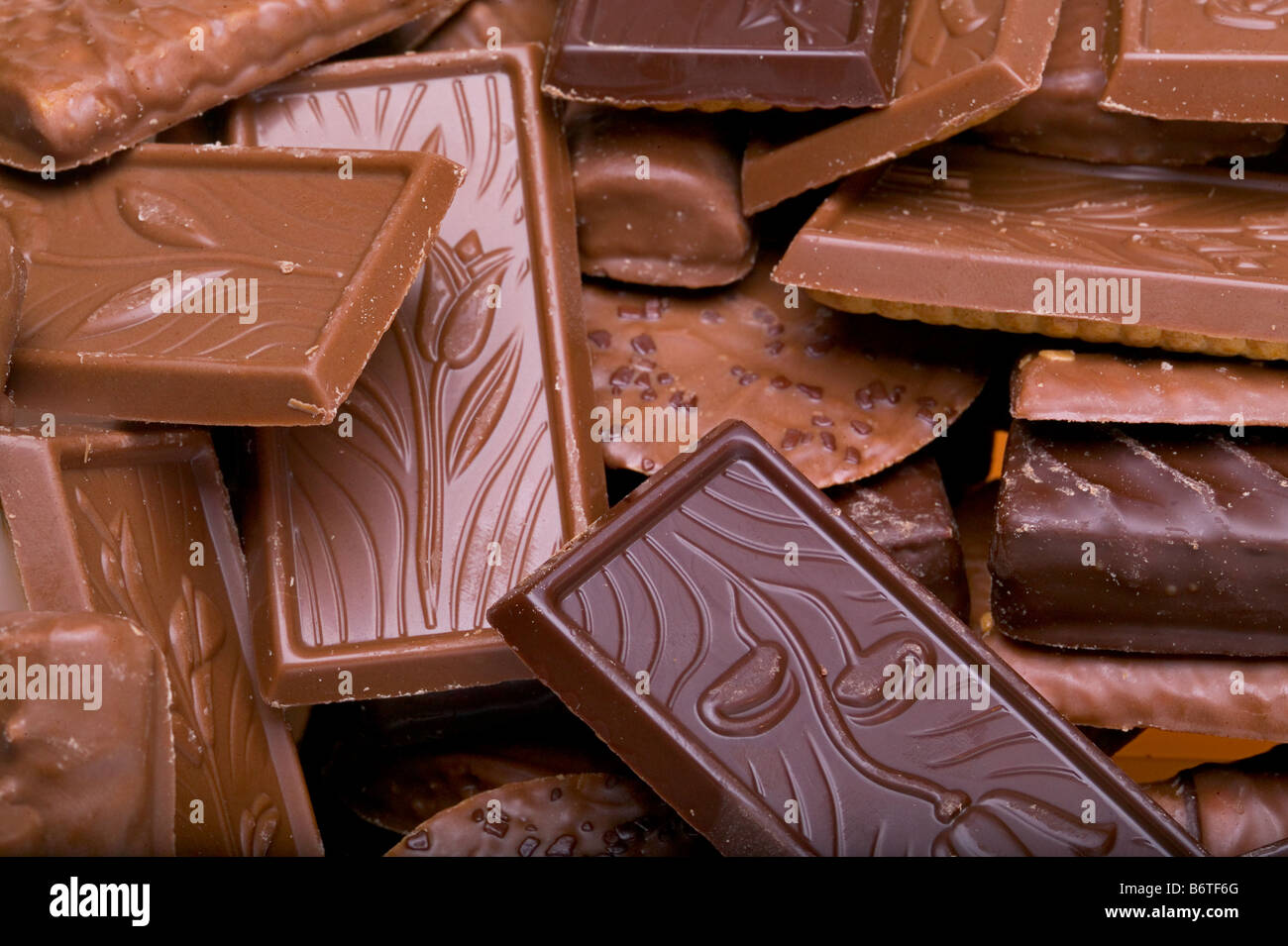 Stack chocolate bars bars hi-res stock photography and images - Alamy