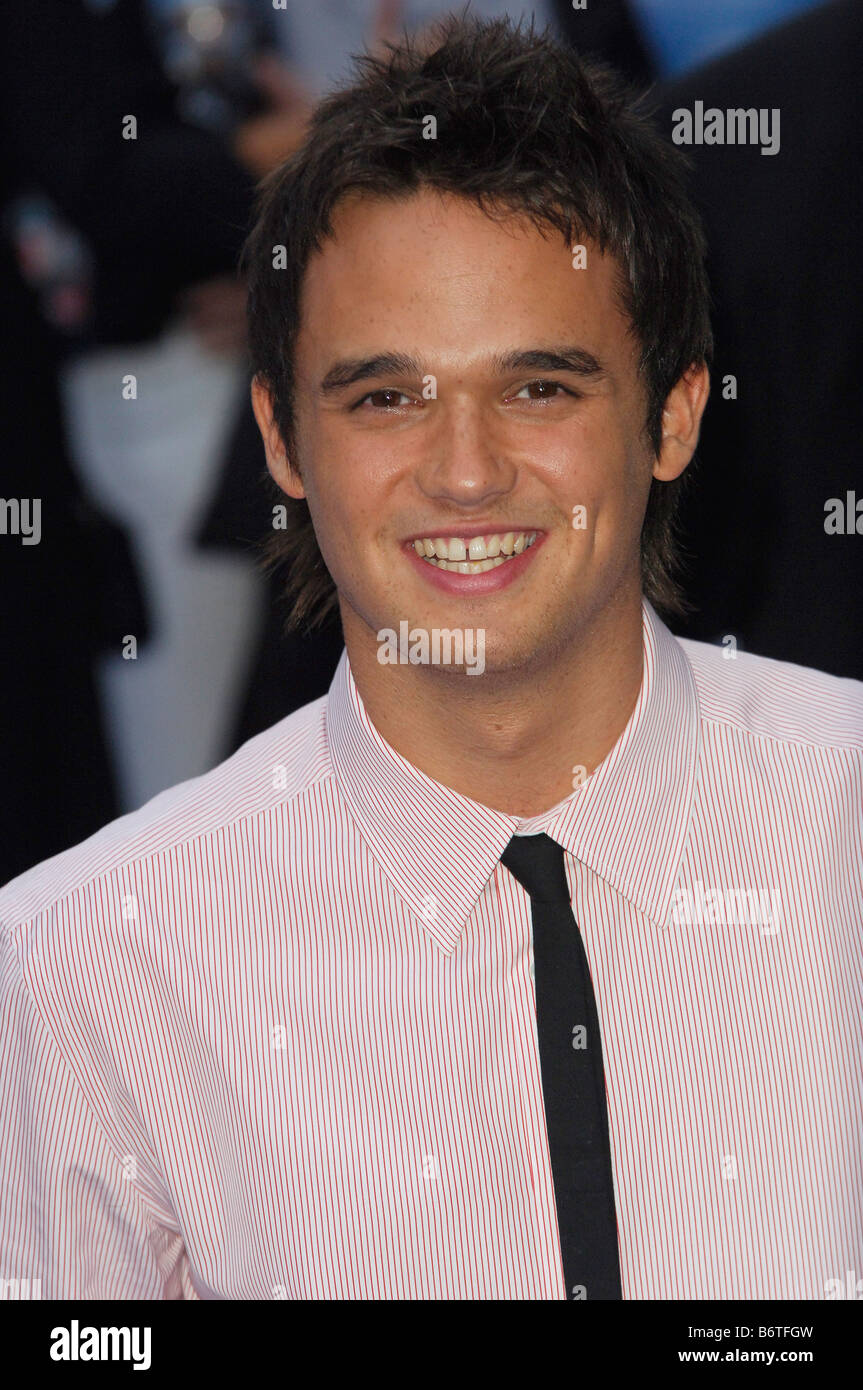 Gareth gates hi-res stock photography and images - Alamy