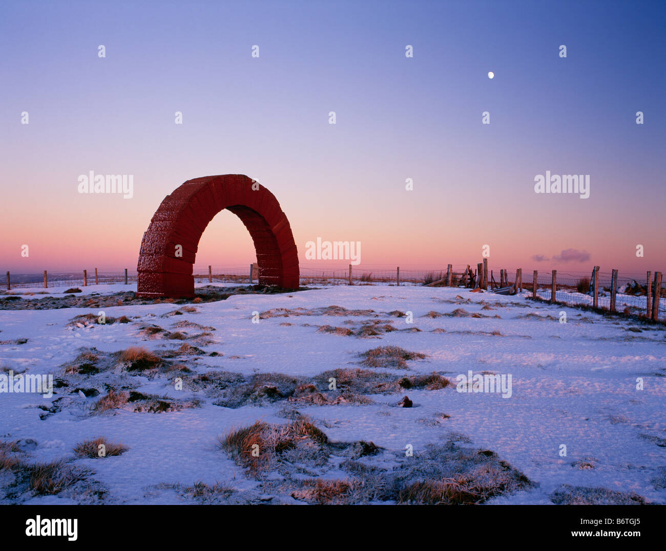 Striding arches moniaive hi-res stock photography and images - Alamy