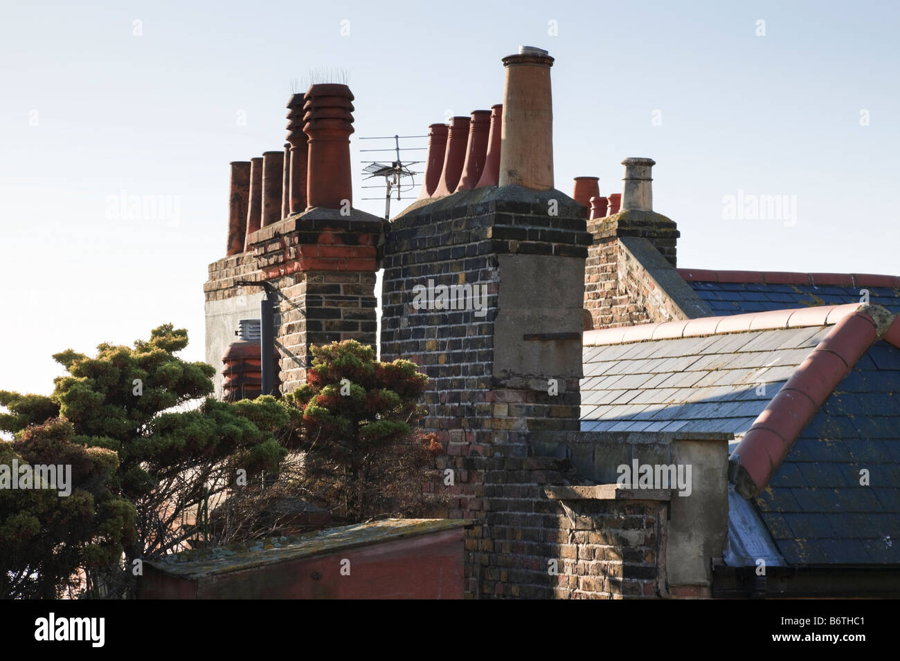 Georgian chimney stacks hi-res stock photography and images - Alamy