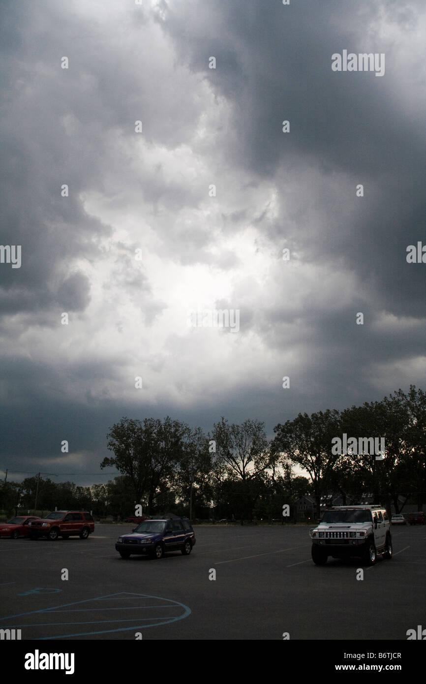 Paved lot hi-res stock photography and images - Alamy