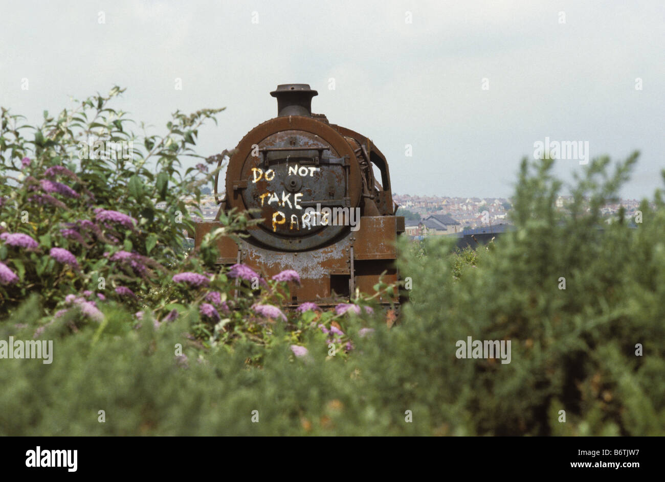 Loco scrapyard hi-res stock photography and images - Alamy