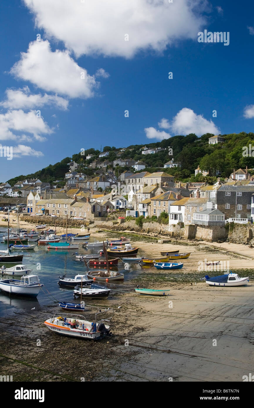 Mousehole harbour penzance cornwall hi-res stock photography and images ...