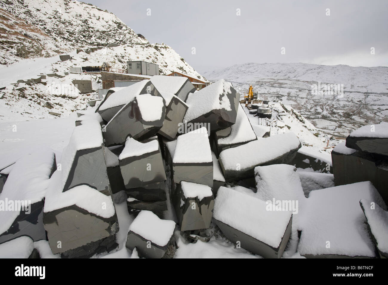 Quarry snow hi-res stock photography and images - Alamy