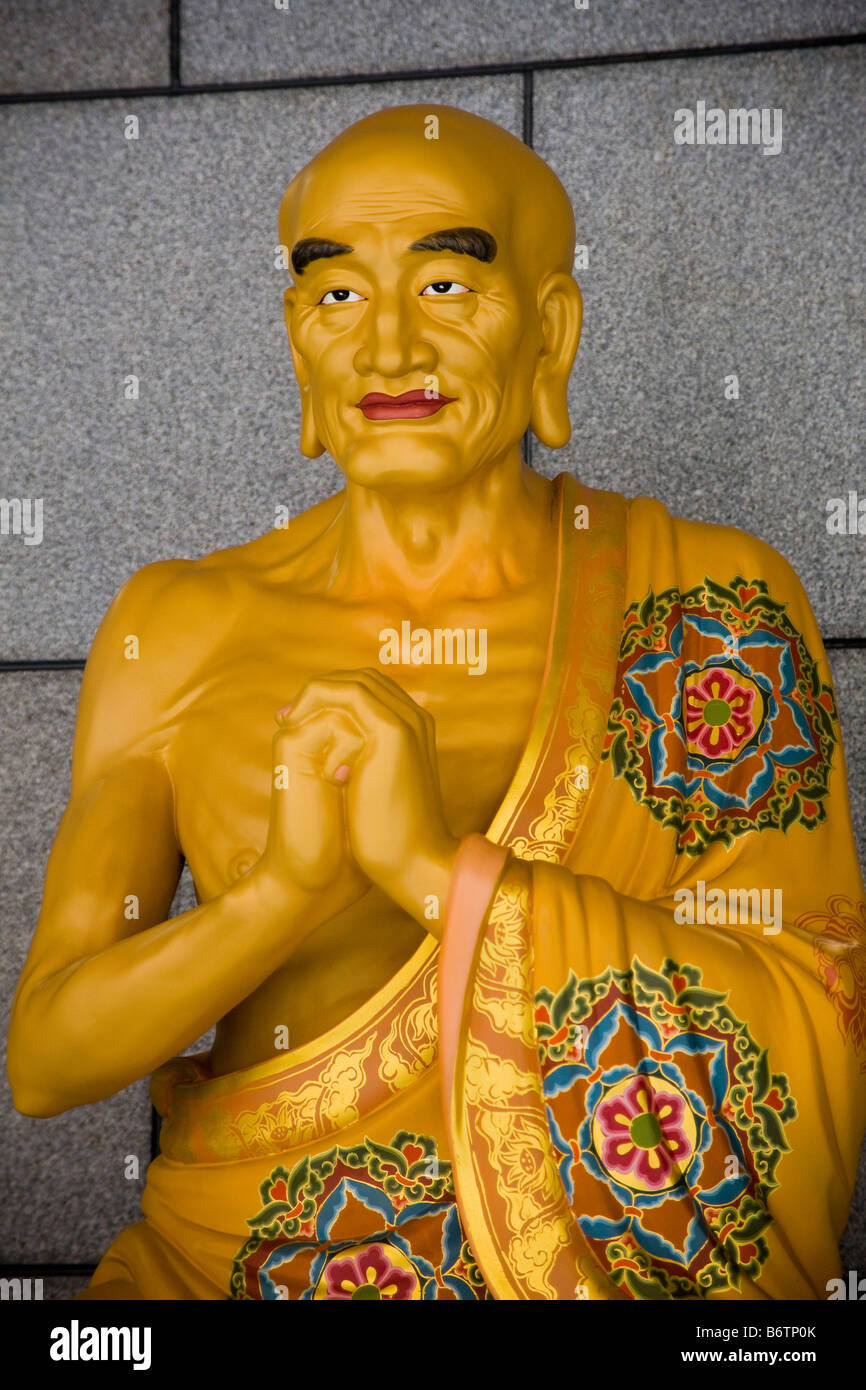 Kuan kung hi-res stock photography and images - Alamy