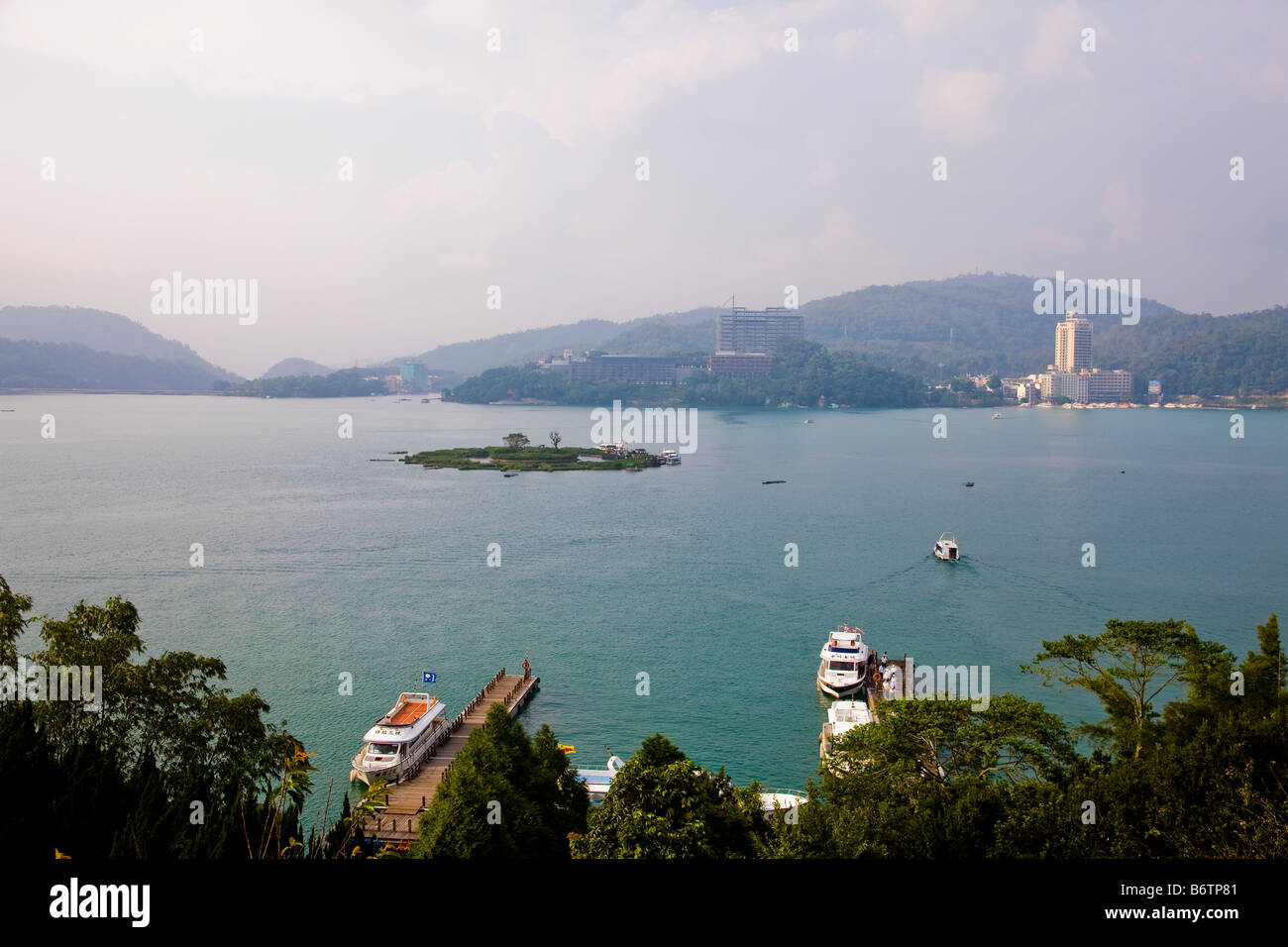 Moon pool vessel hi-res stock photography and images - Alamy