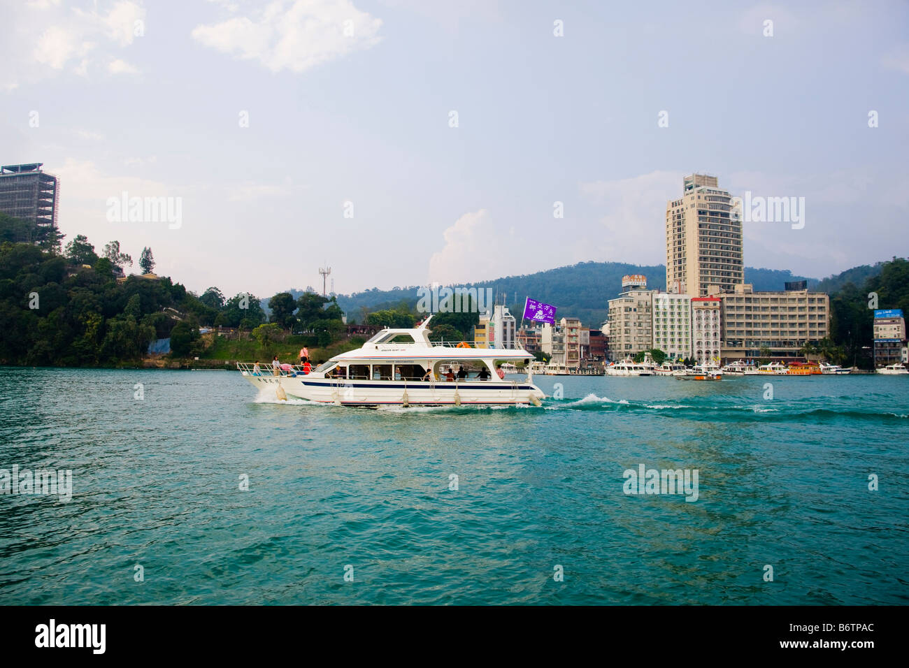 Moon pool vessel hi-res stock photography and images - Alamy