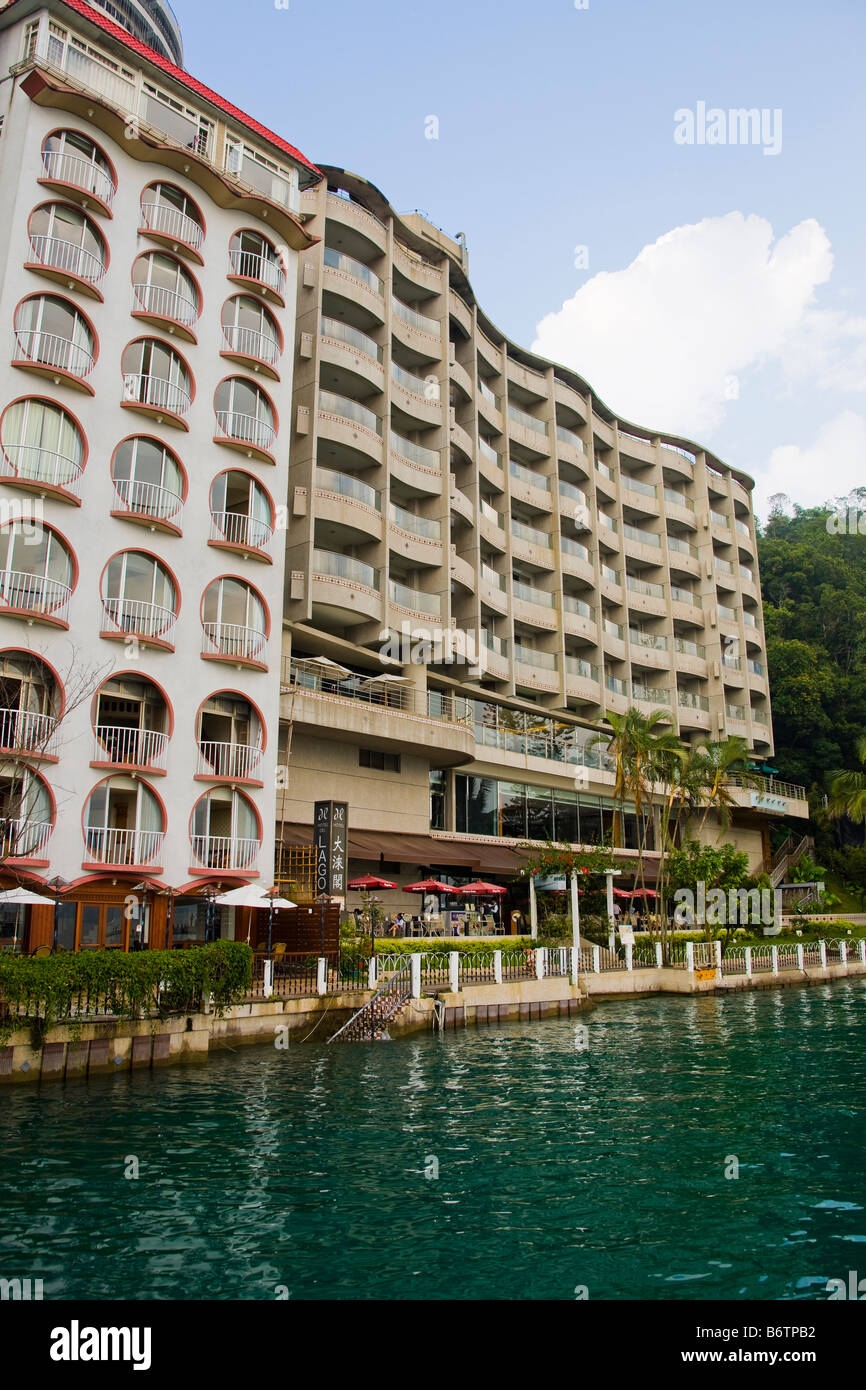 Moon pool vessel hi-res stock photography and images - Alamy
