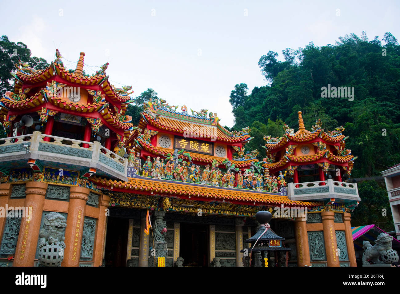 Hidden temple hi-res stock photography and images - Alamy