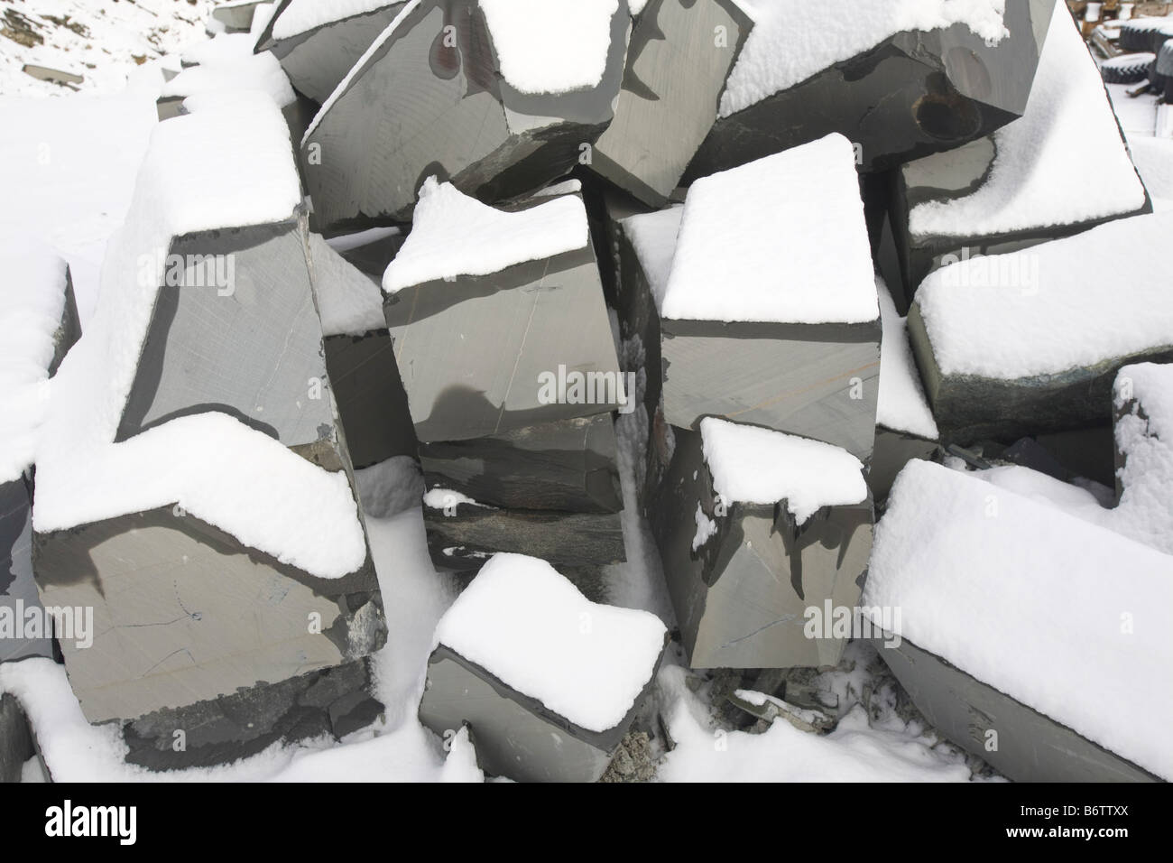 Quarry snow hi-res stock photography and images - Alamy