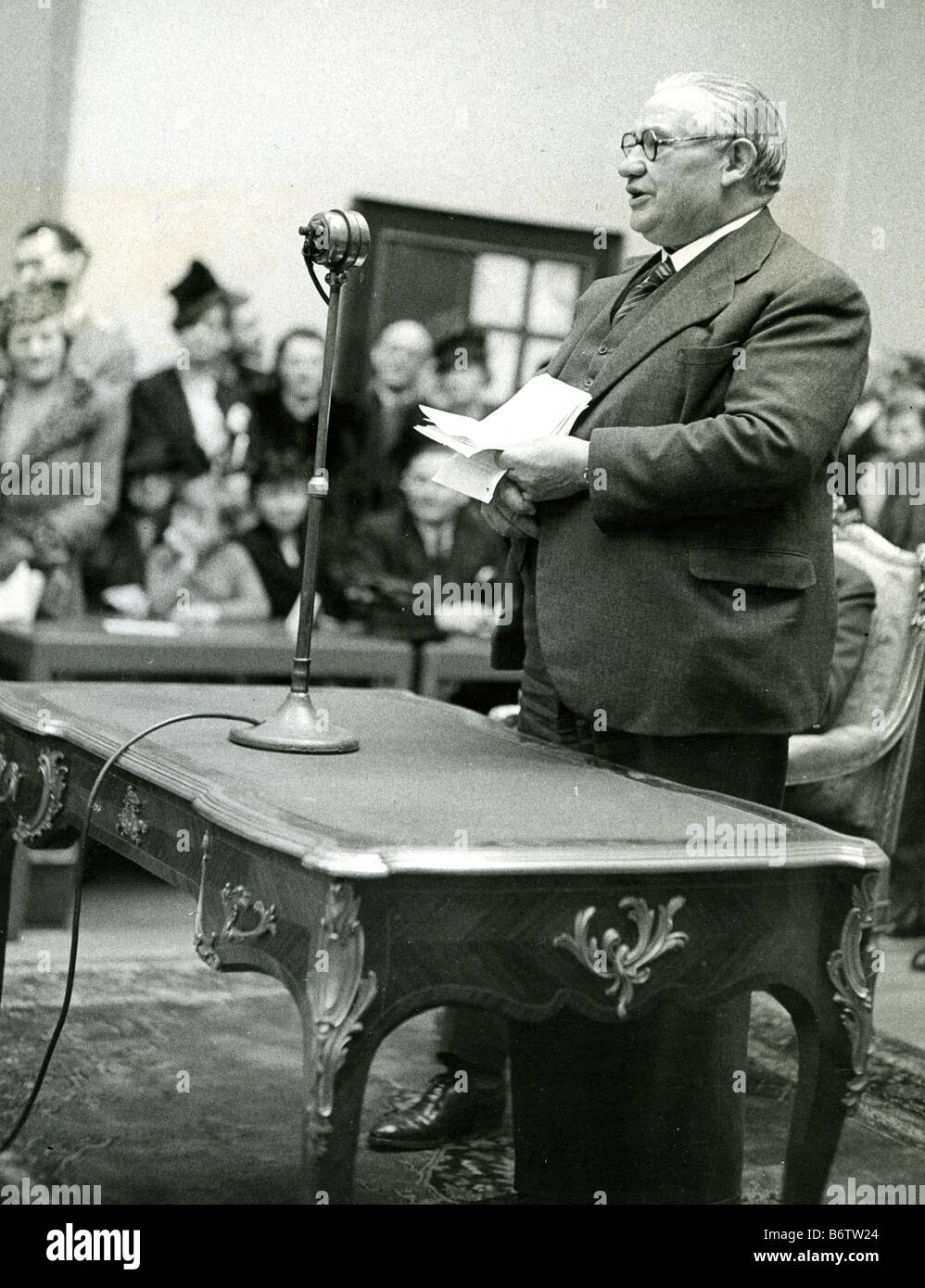 ERNEST BEVIN Labour politcian re-opening London Tate Gallery in 1945 ...