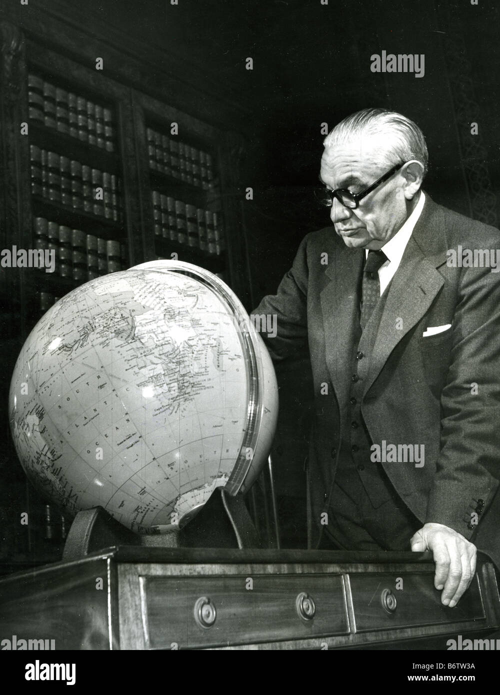 ERNEST BEVIN Labour politician as Foreign Secretary in 1947 Stock Photo ...