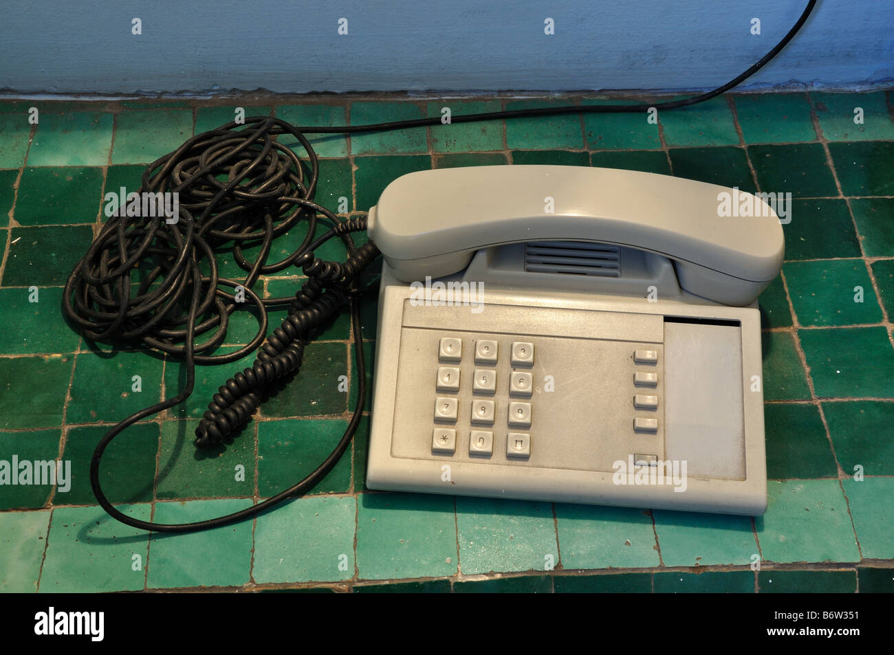 Old classic telephone Stock Photo - Alamy