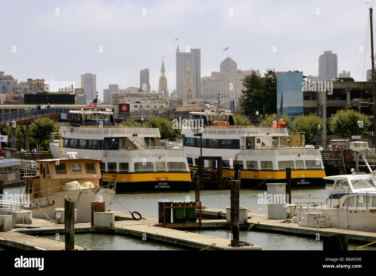San francisco bay ferries hi-res stock photography and images - Alamy