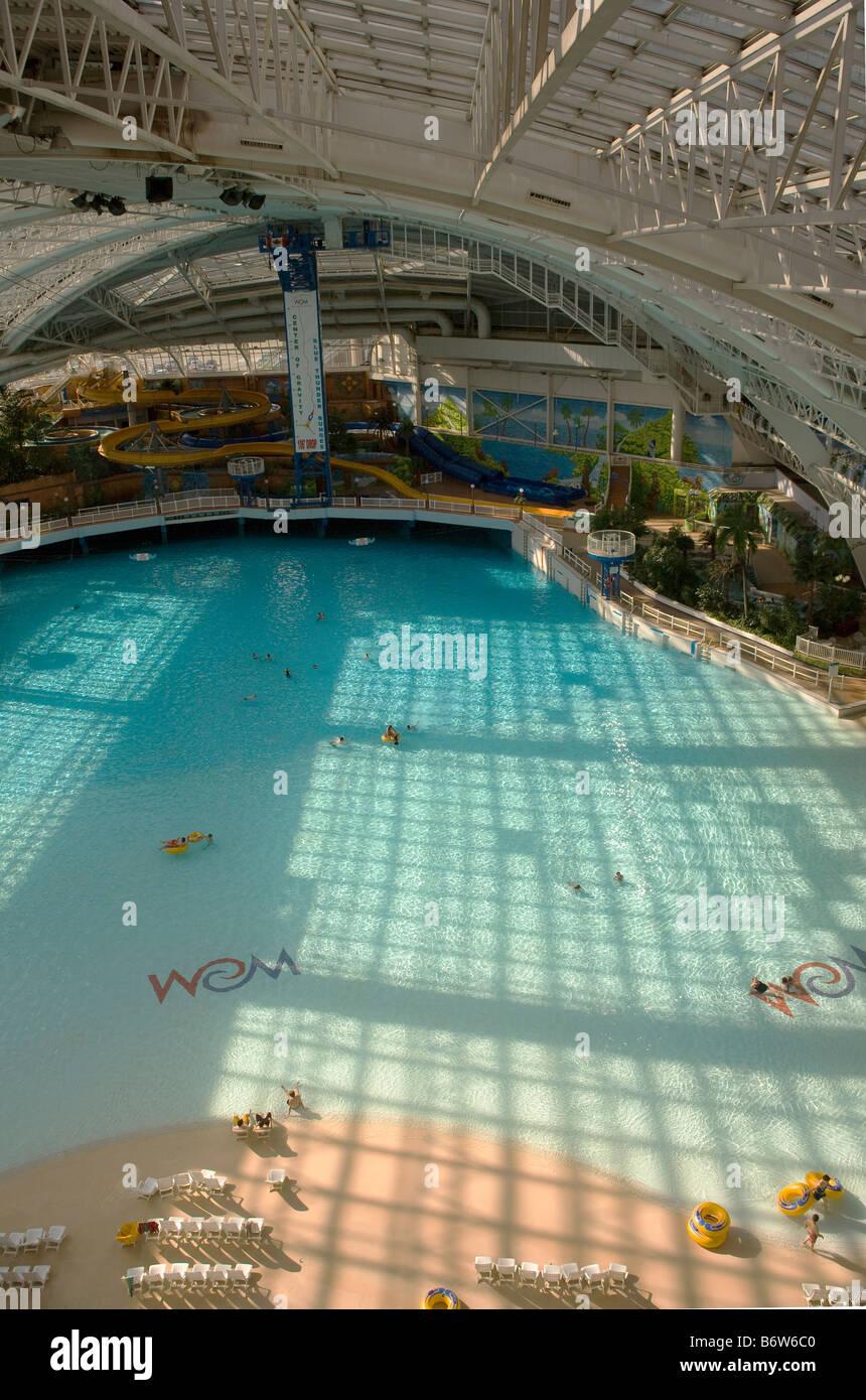 Edmonton mall pool hi-res stock photography and images - Alamy