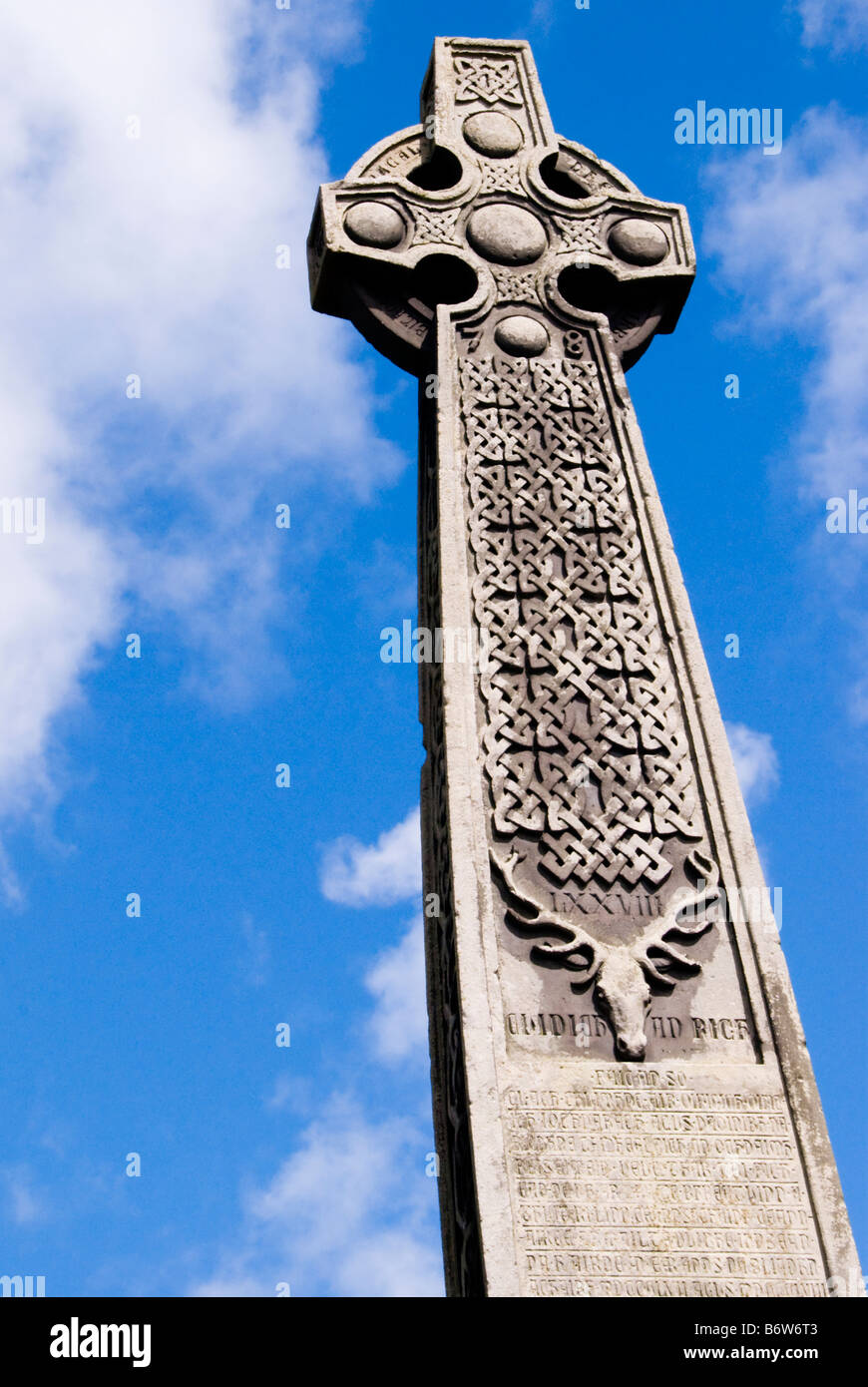 Runic cross hi-res stock photography and images - Alamy