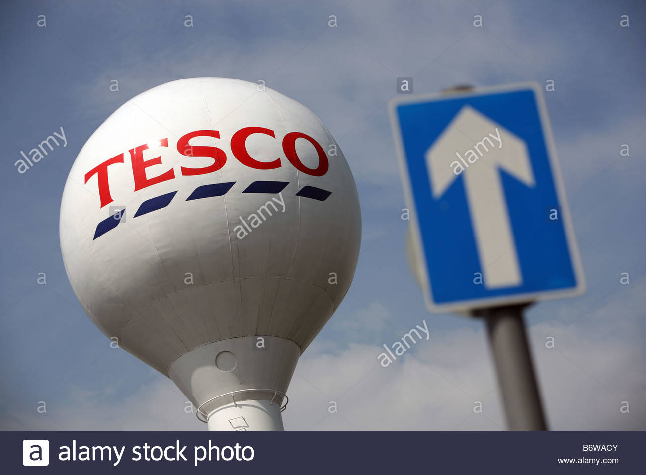 Tesco Savings High Resolution Stock Photography and Images - Alamy