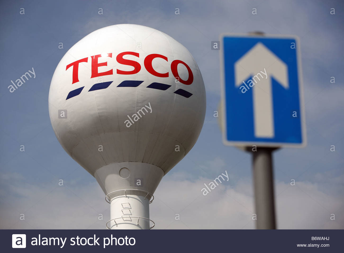 Tesco Savings High Resolution Stock Photography and Images - Alamy