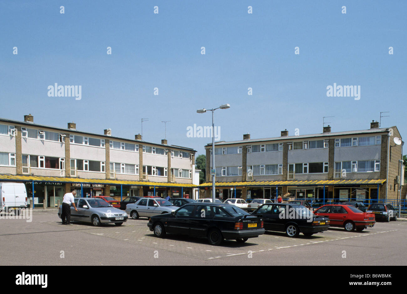Stevenage New Town, Herts., Bedwell local shopping centre Stock Photo ...