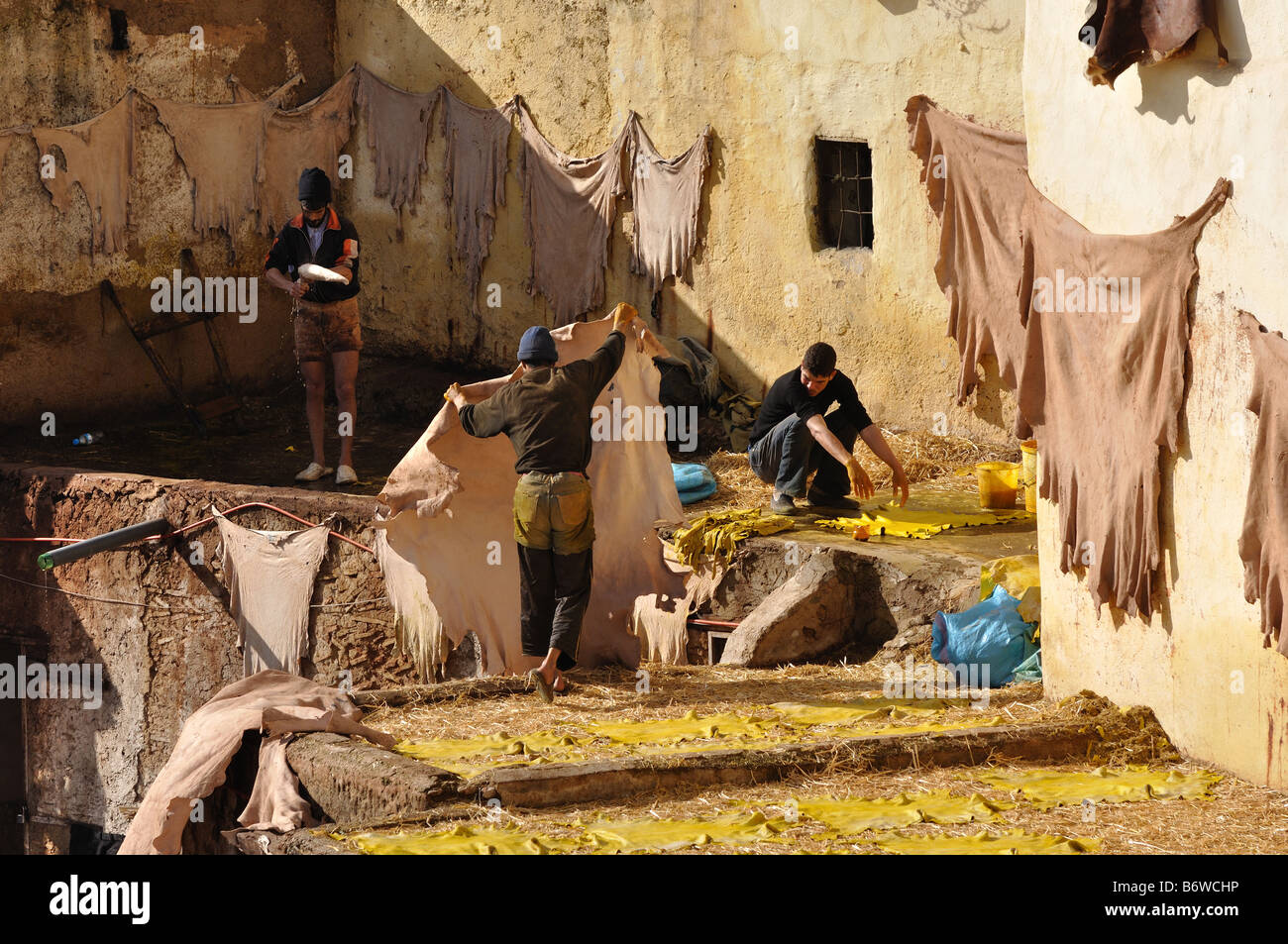 Arabic workers hi-res stock photography and images - Alamy