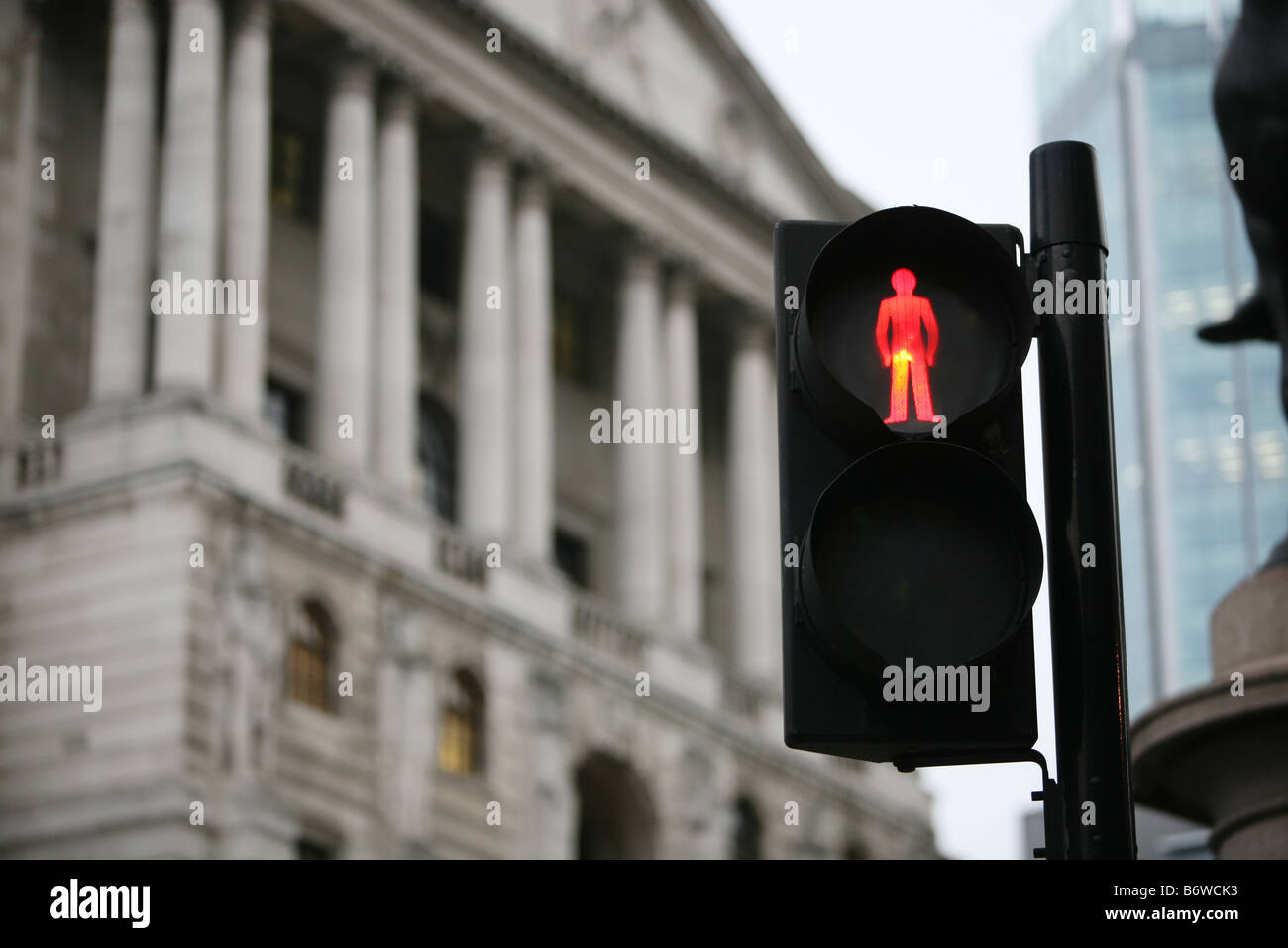 Red traffic light bank of england hi-res stock photography and images ...