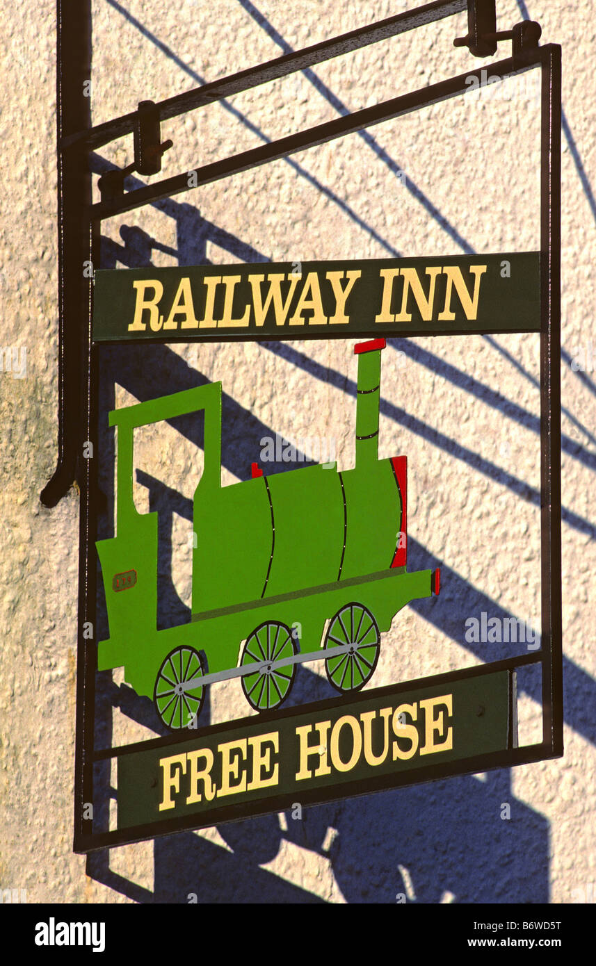 "Railway Inn" pub sign near the Tal-y-Llyn railway station ...