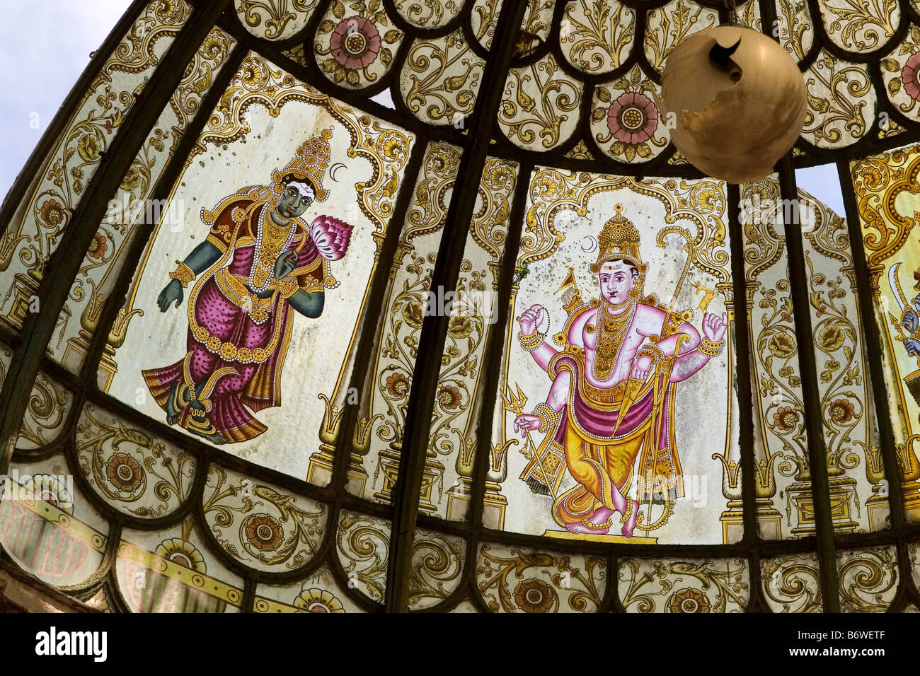 Hindu mythological figures hi-res stock photography and images - Alamy