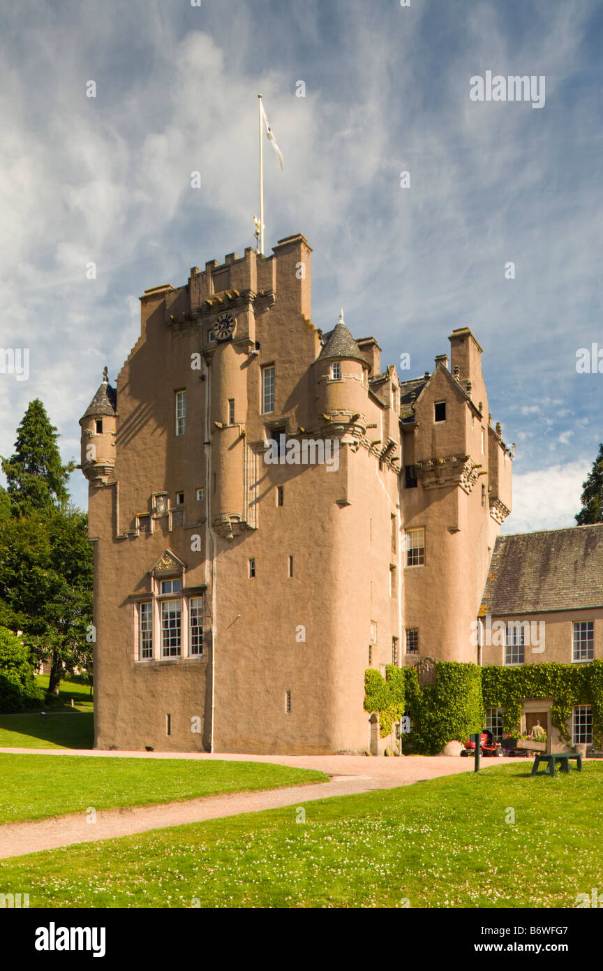 Crathes Castle Aberdeen Grampian Scotland Stock Photo - Alamy