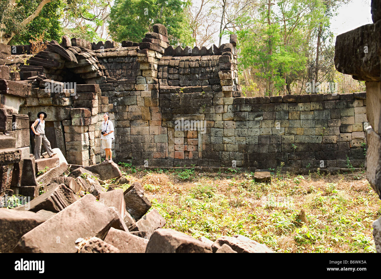Stone temple hi-res stock photography and images - Alamy
