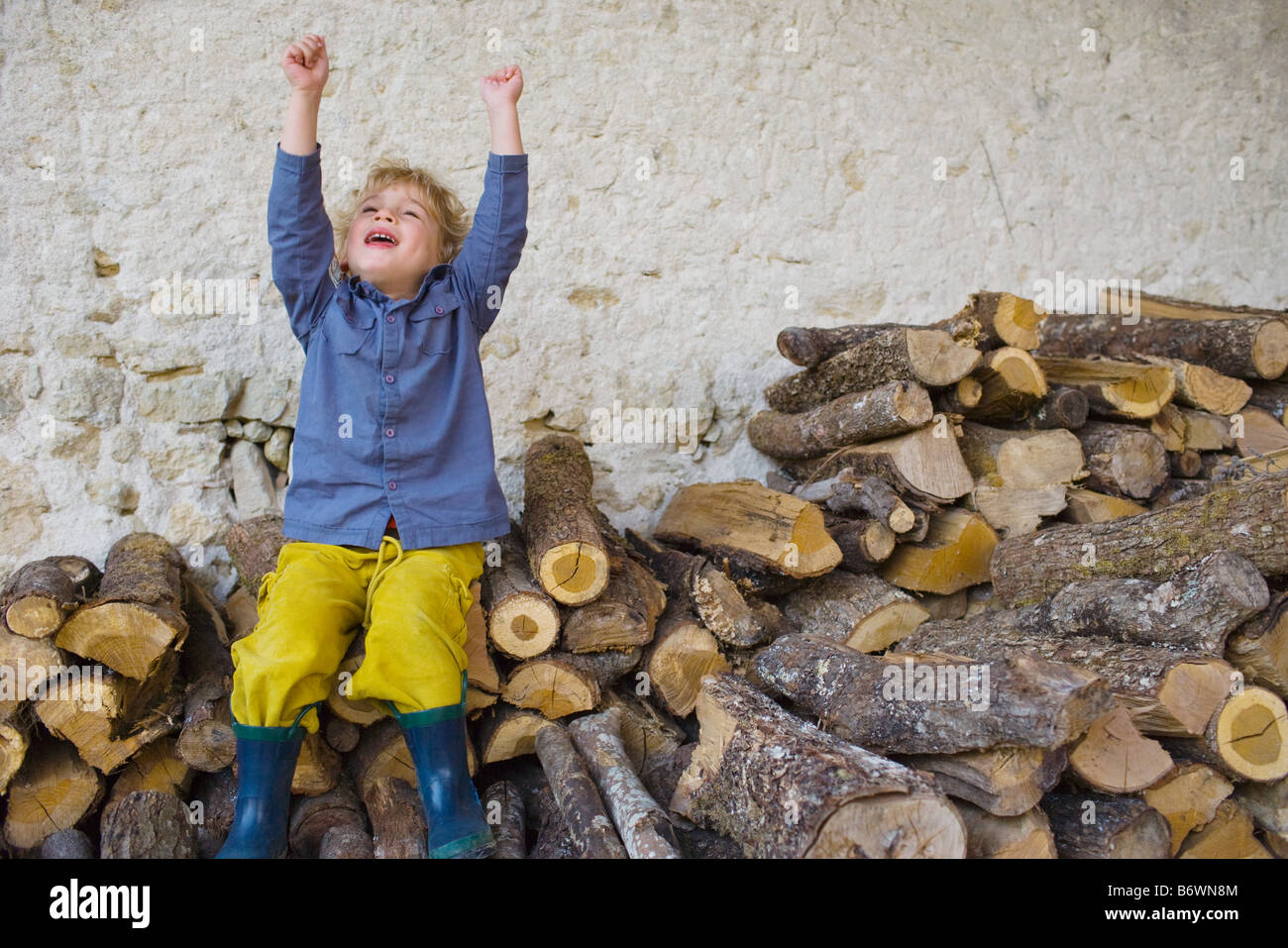Children Sitting On A Log High Resolution Stock Photography and Images ...