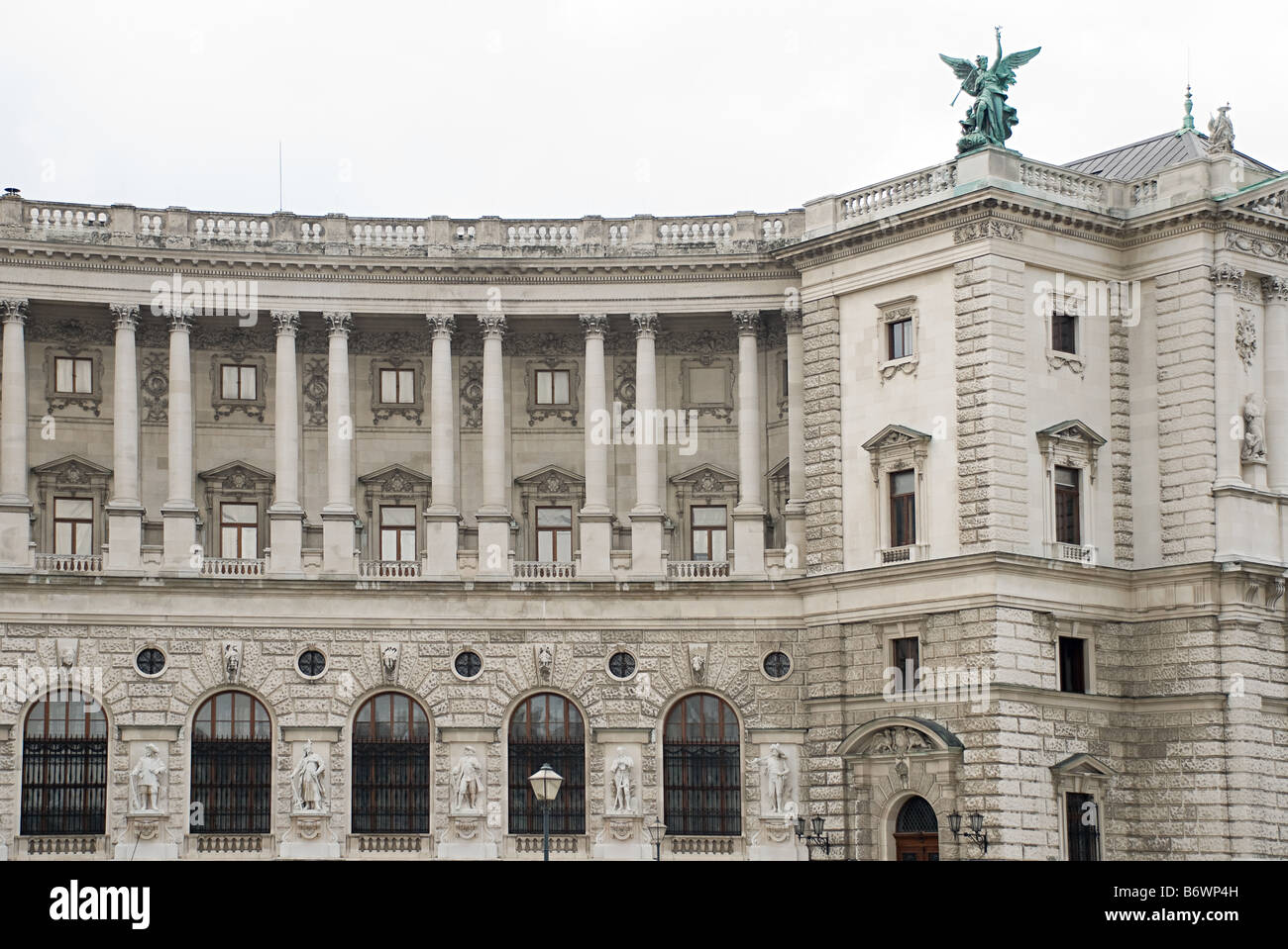 Building of vienna hi-res stock photography and images - Alamy
