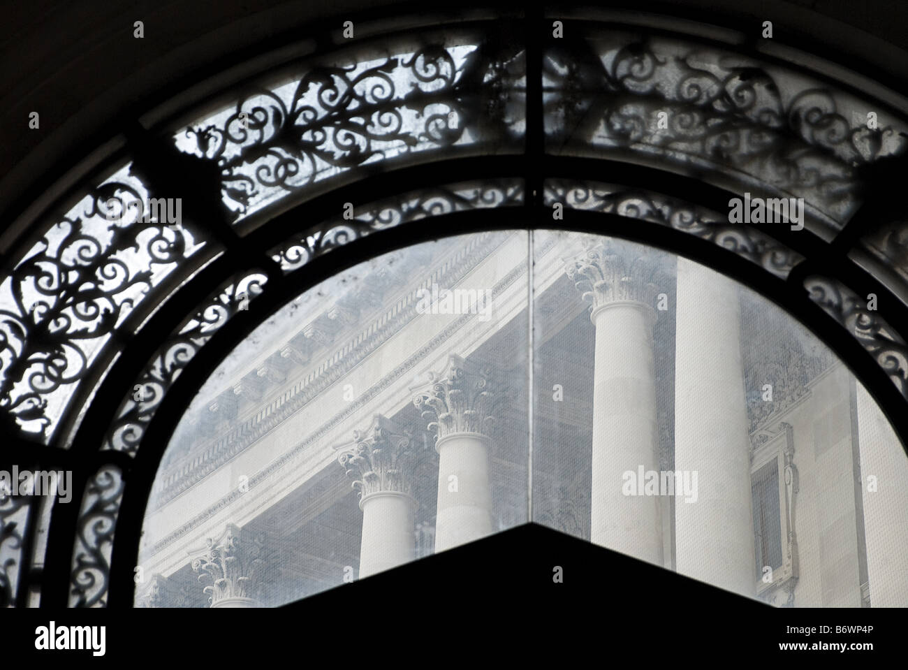Building of vienna hi-res stock photography and images - Alamy
