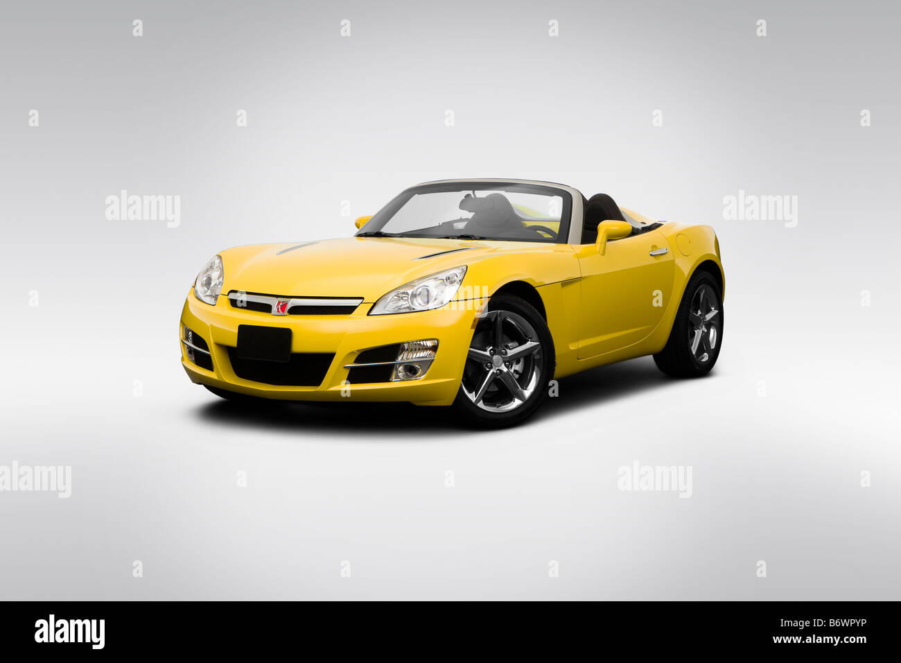Side view yellow car hi-res stock photography and images - Alamy