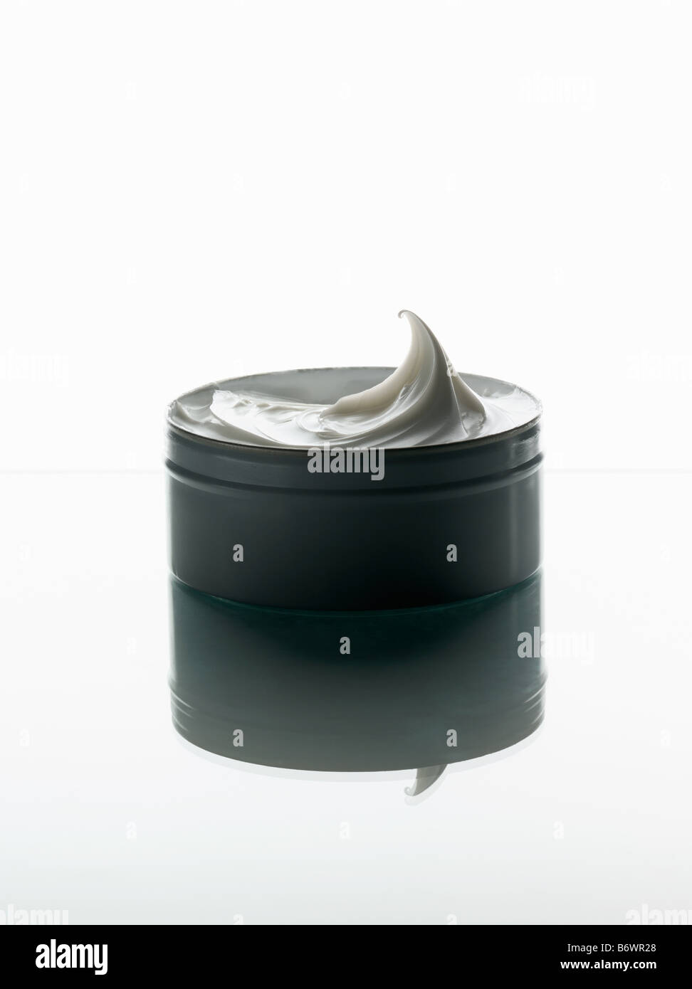 Cosmetic cream pot hi-res stock photography and images - Alamy