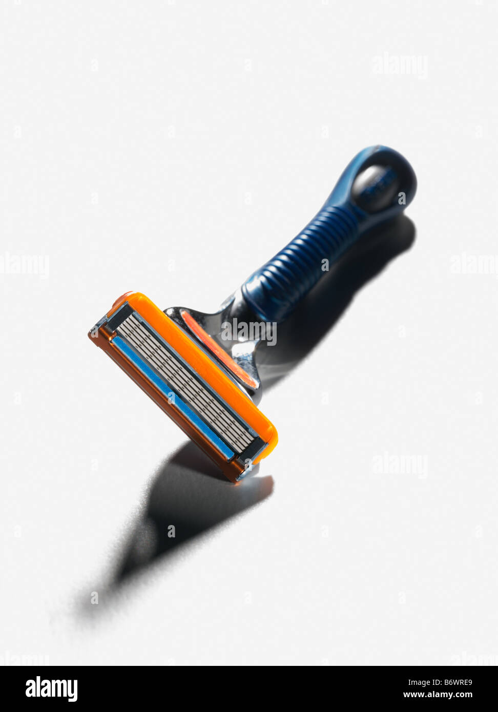 Razor techniques hi-res stock photography and images - Alamy