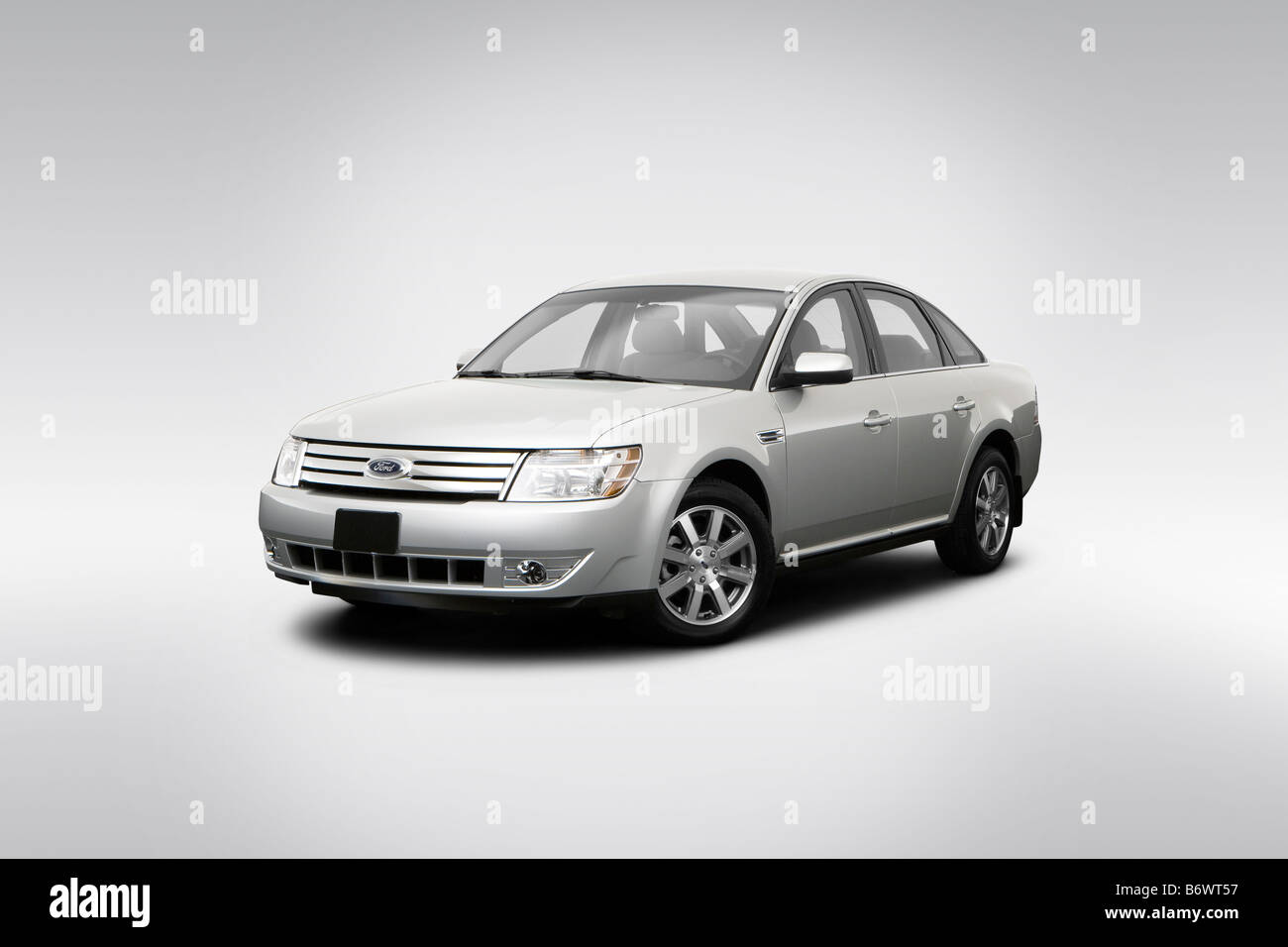 Ford taurus sedan hi-res stock photography and images - Alamy