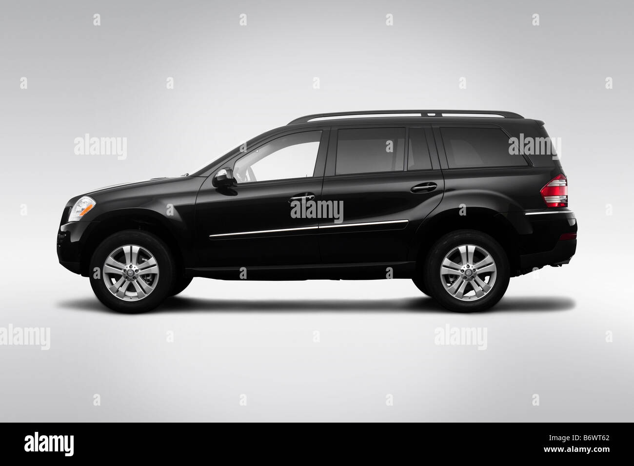 Mercedes gl class hi-res stock photography and images - Alamy