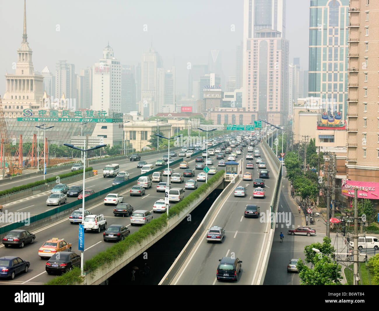 Elevated highway in shanghai Stock Photo - Alamy