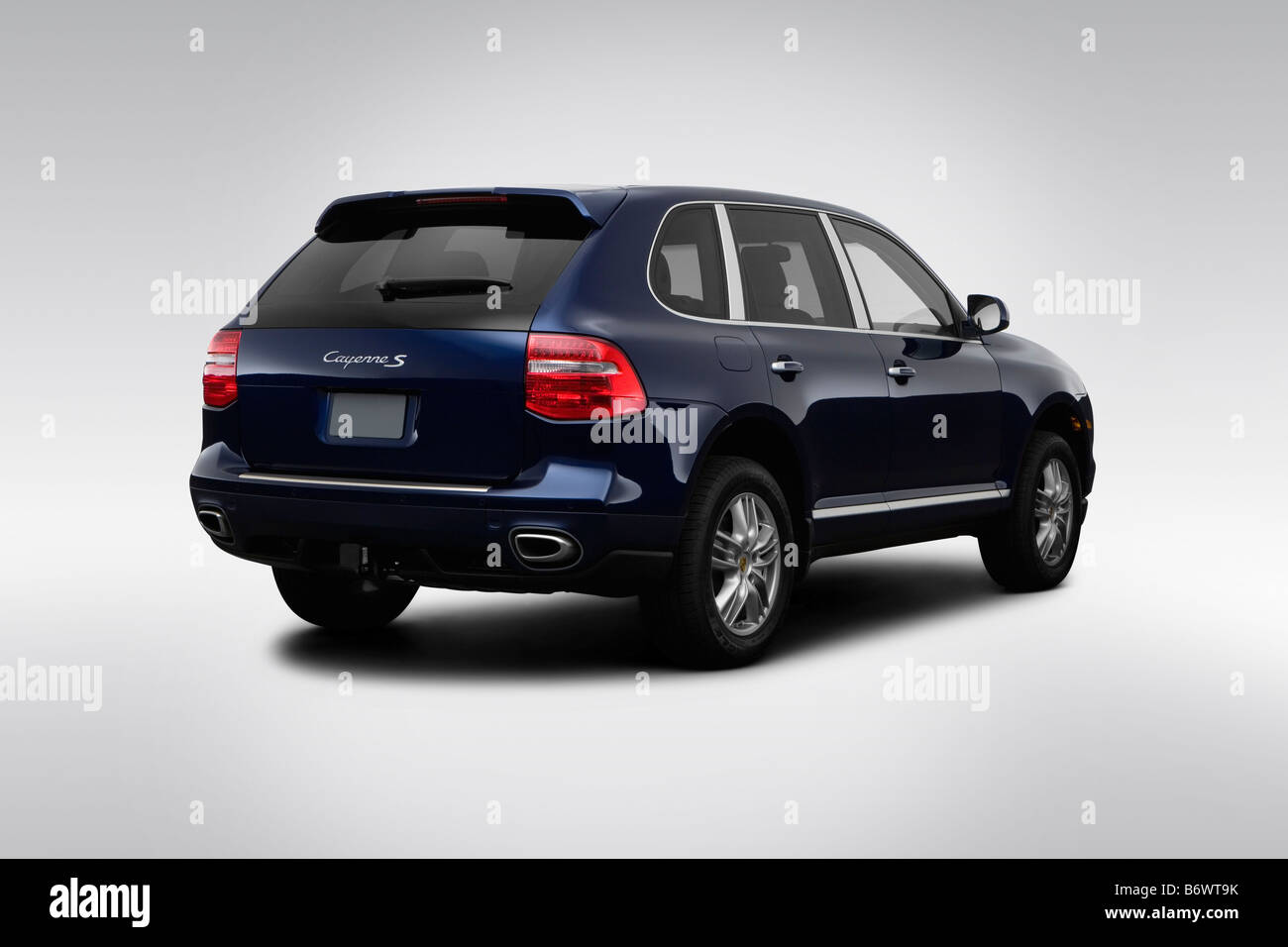 2009 Porsche Cayenne in Blue - Rear angle view Stock Photo - Alamy