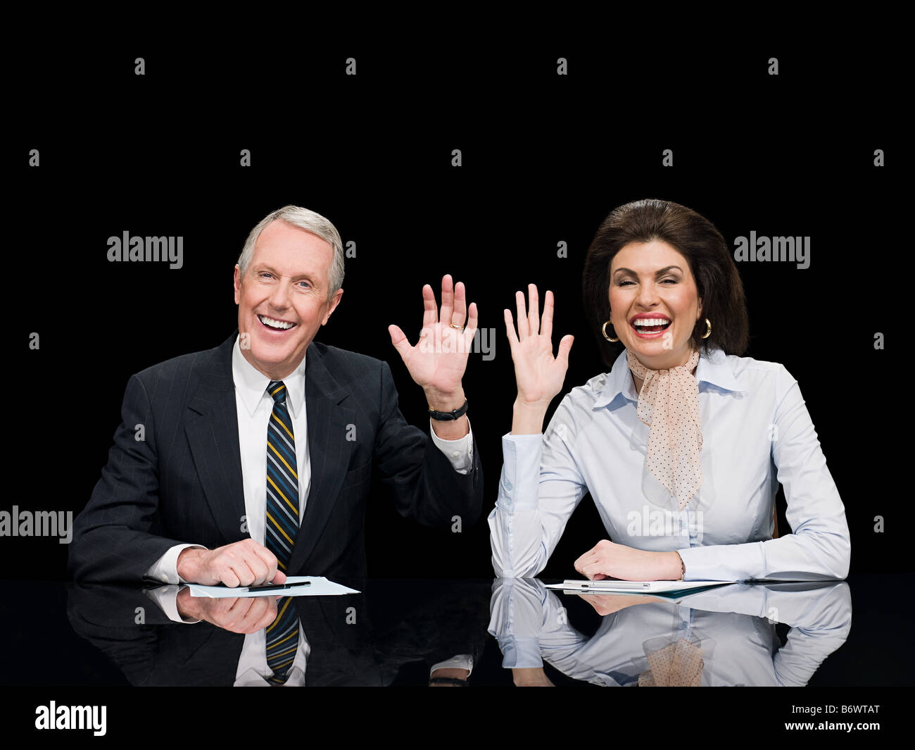 News presenters hi-res stock photography and images - Alamy