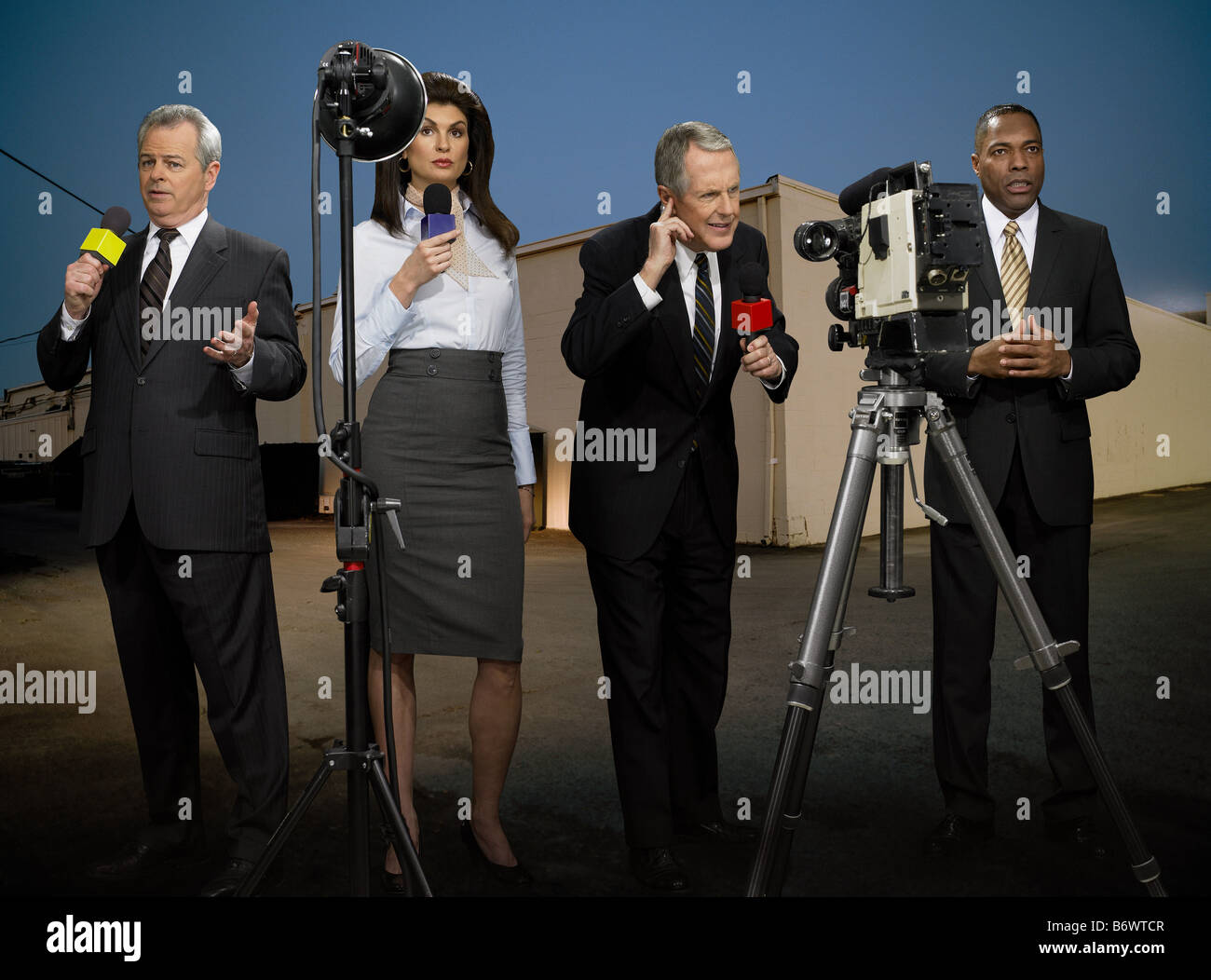 Female presenters hi-res stock photography and images - Alamy